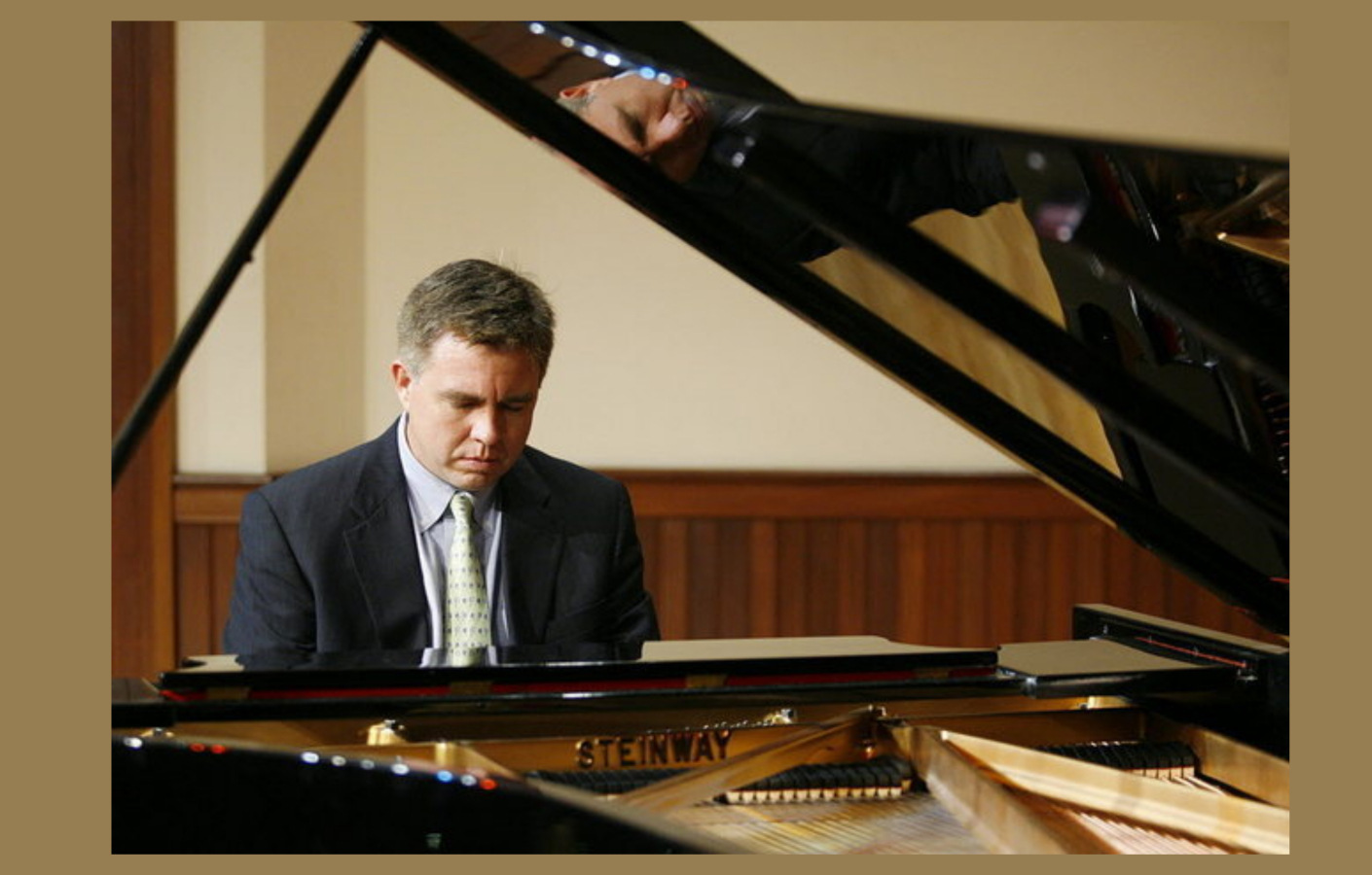 ROBERT HOLM USA FACULTY RECITAL